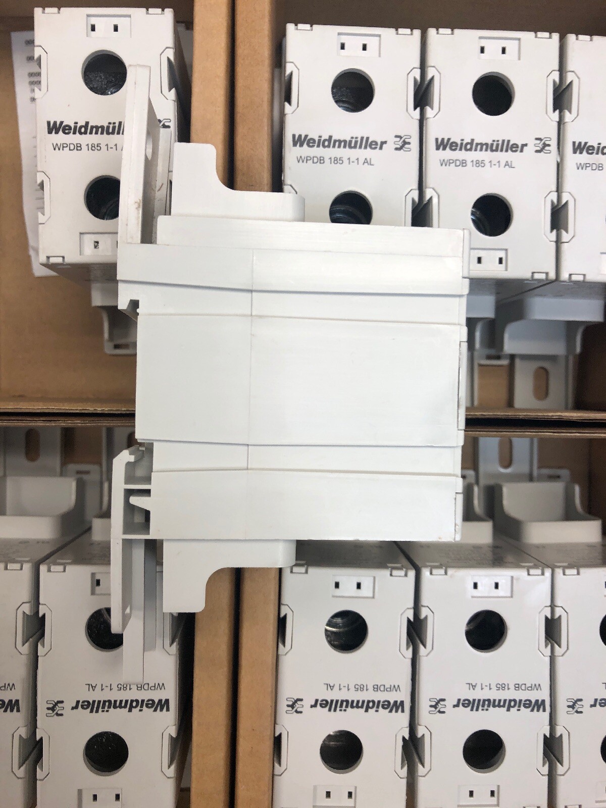 Weidmuller WPDB 185 1-1 Al 1879400000 Power Distribution Block for sale ...