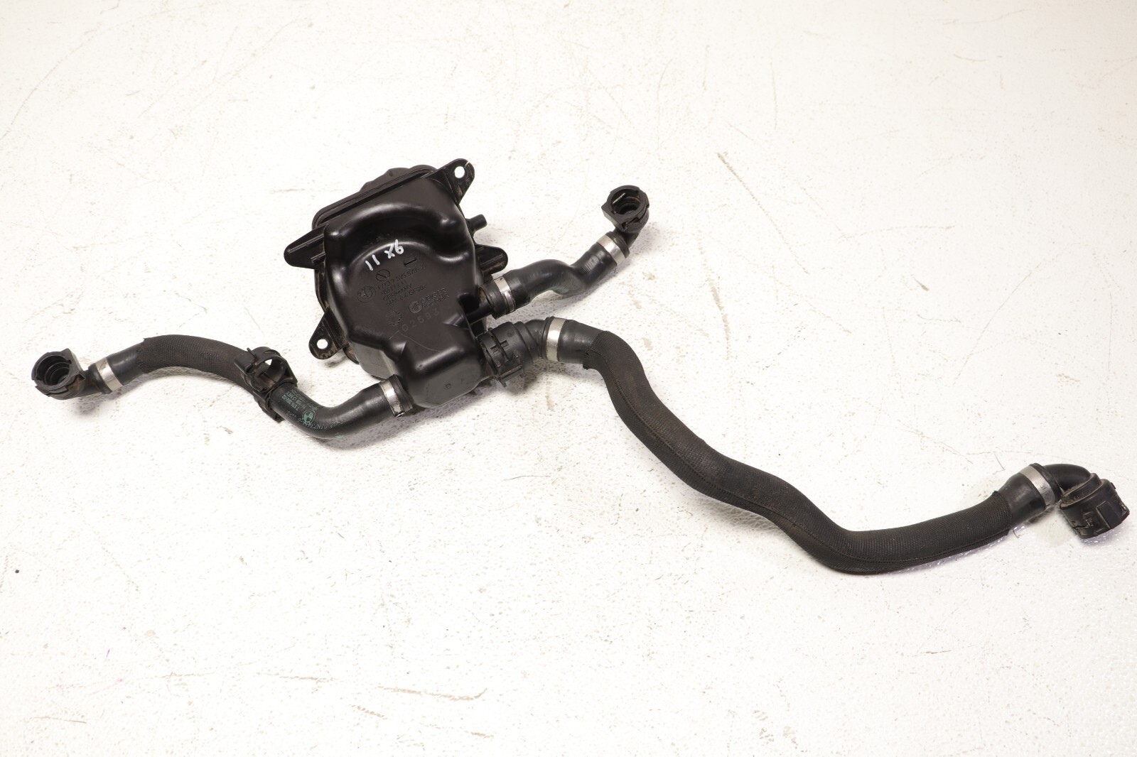 Intercooler Reservoir Bottle Expansion Tank OEM BMW E71 F01 F02 F04 F10 ...