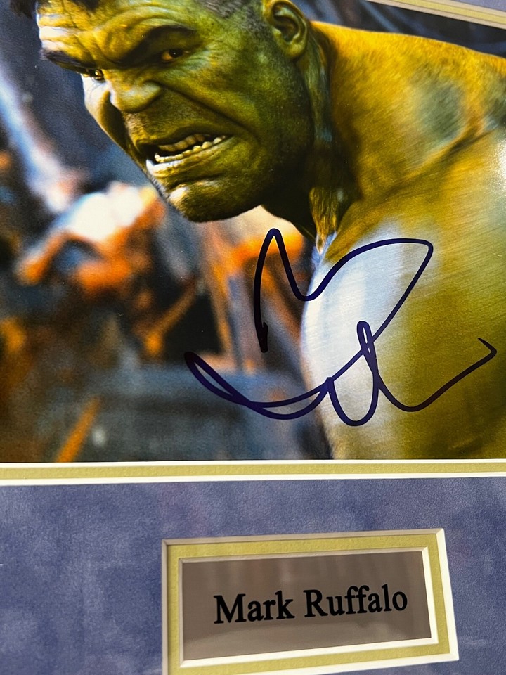 PSA Certified Mark Ruffalo Autograph. The Hulk from Marvel's Avengers ...