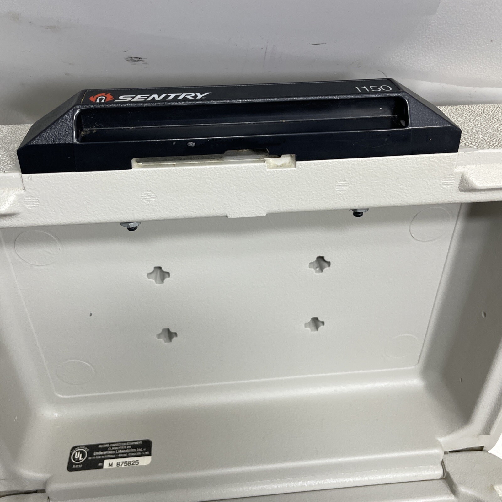 Sentry 1150 Safe Portable [ 1550F 30 Mins UL ] Home Office Lock Box ...