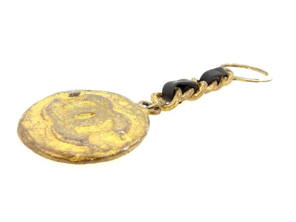 Authentic Chanel Key Ring CoCo Mark Key Holder Bag Charm Gold Black ...