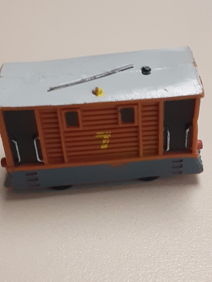 Thomas and friends box car #7 | eBay