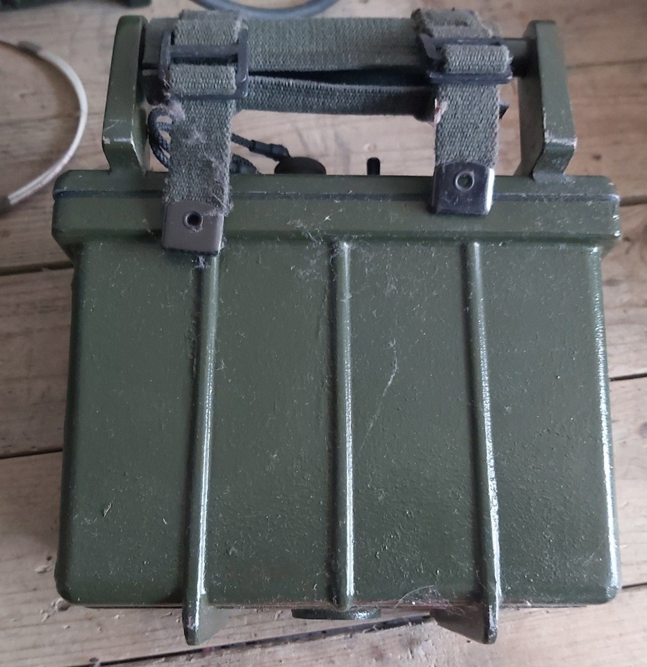 Larkspur Army Military Radio SOUND RANGING REMOTE UNIT | eBay UK