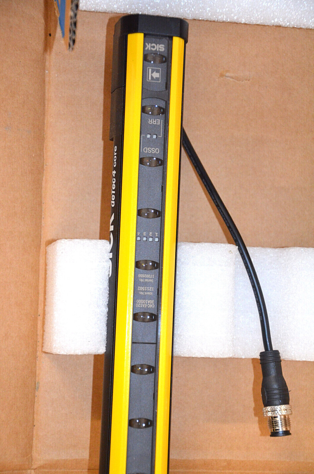 SICK C4C-EA12030A10000 Sicherheitslichtvorhänge deTec4 Core Empfänger ID:1211502 | eBay