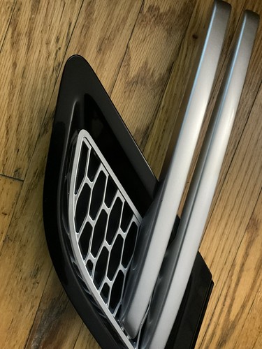 RANGE ROVER SPORT L494 FRONT RIGHT PASSANGER FENDER GRILLE INSERT ...