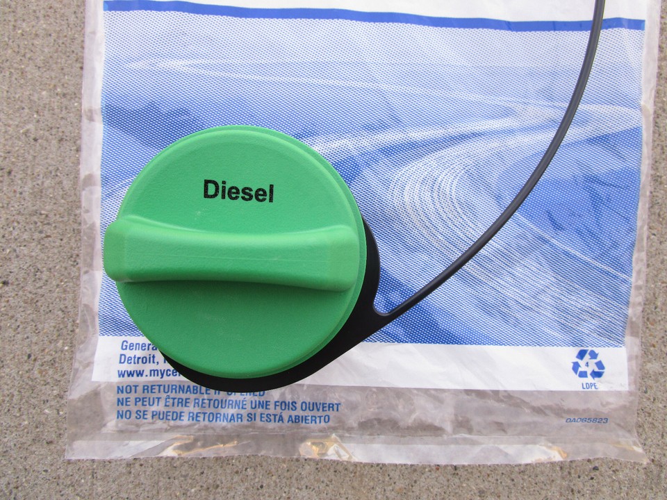 07 - 10 CHEVY SILVERADO HD FUEL DIESEL TANK FILLER CAP WITH TETHER OEM ...