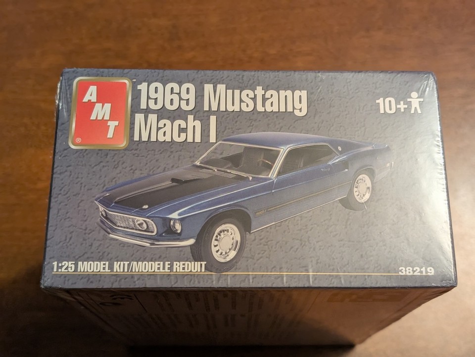 AMT 1969 Mustang Mach 1 Model Kit 1:25 Scale, Sealed in Plastic | eBay