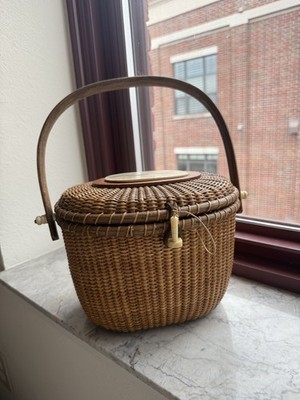 Nantucket Lightship Basket Purse | Dual-Sided Scrimshaw Carvings on Lid ...