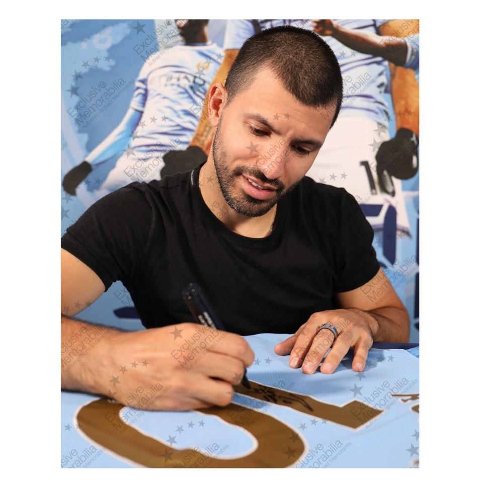 Sergio Aguero Signed Manchester City Legends Collectors Box Set | eBay