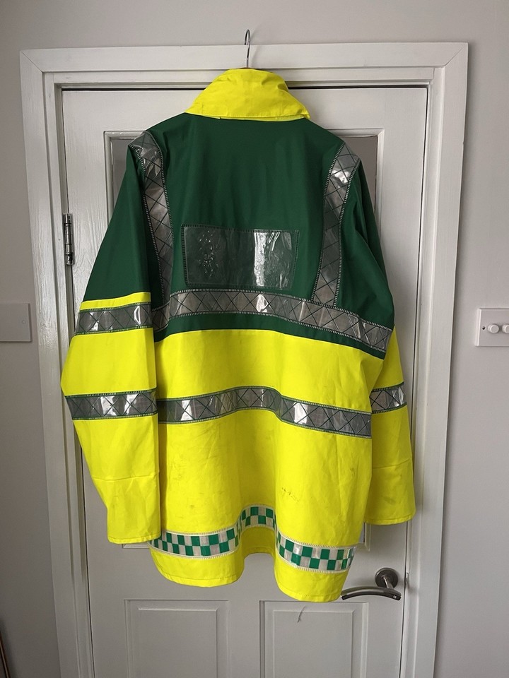 Foul weather Ambulance Jacket Size XXXL. Paramedic Technician CFR EMT ...