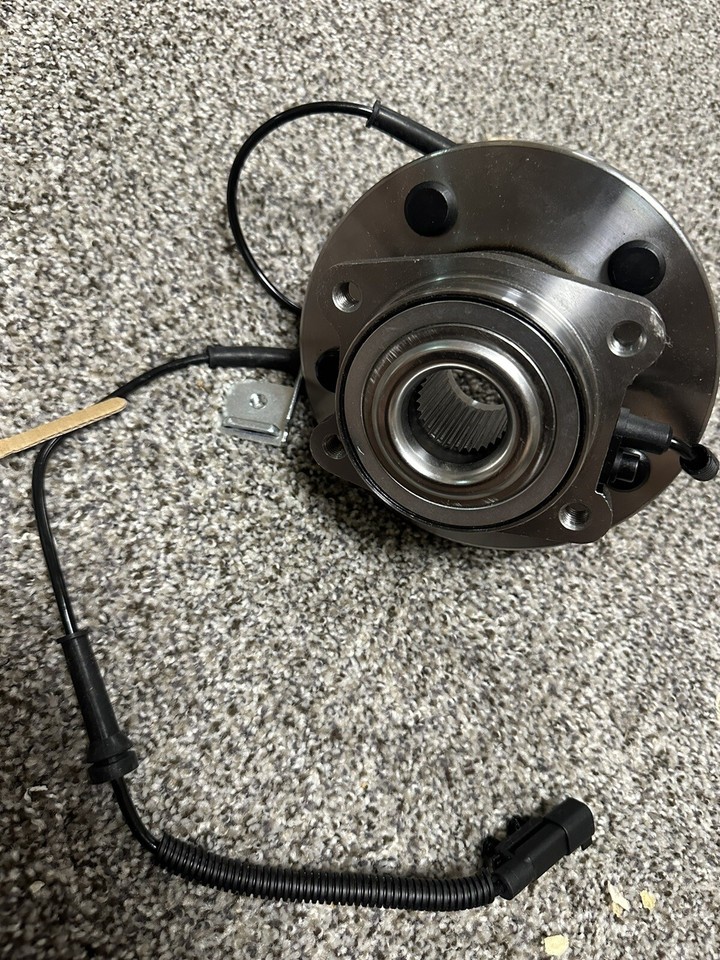 513273 Front Wheel Bearing Hub Assembly for 2008-2016 Town & Country ...