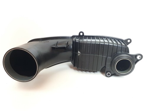 VOLVO V60 2.0PETROL T4 140kW 2018 RHD AIR INLET RESONATOR 31319692 OEM ...