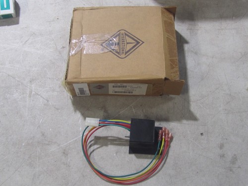 NEW GENUINE OEM INTERNATIONAL NAVISTAR WIRE HARNESS WITH RELAY MODULE ...