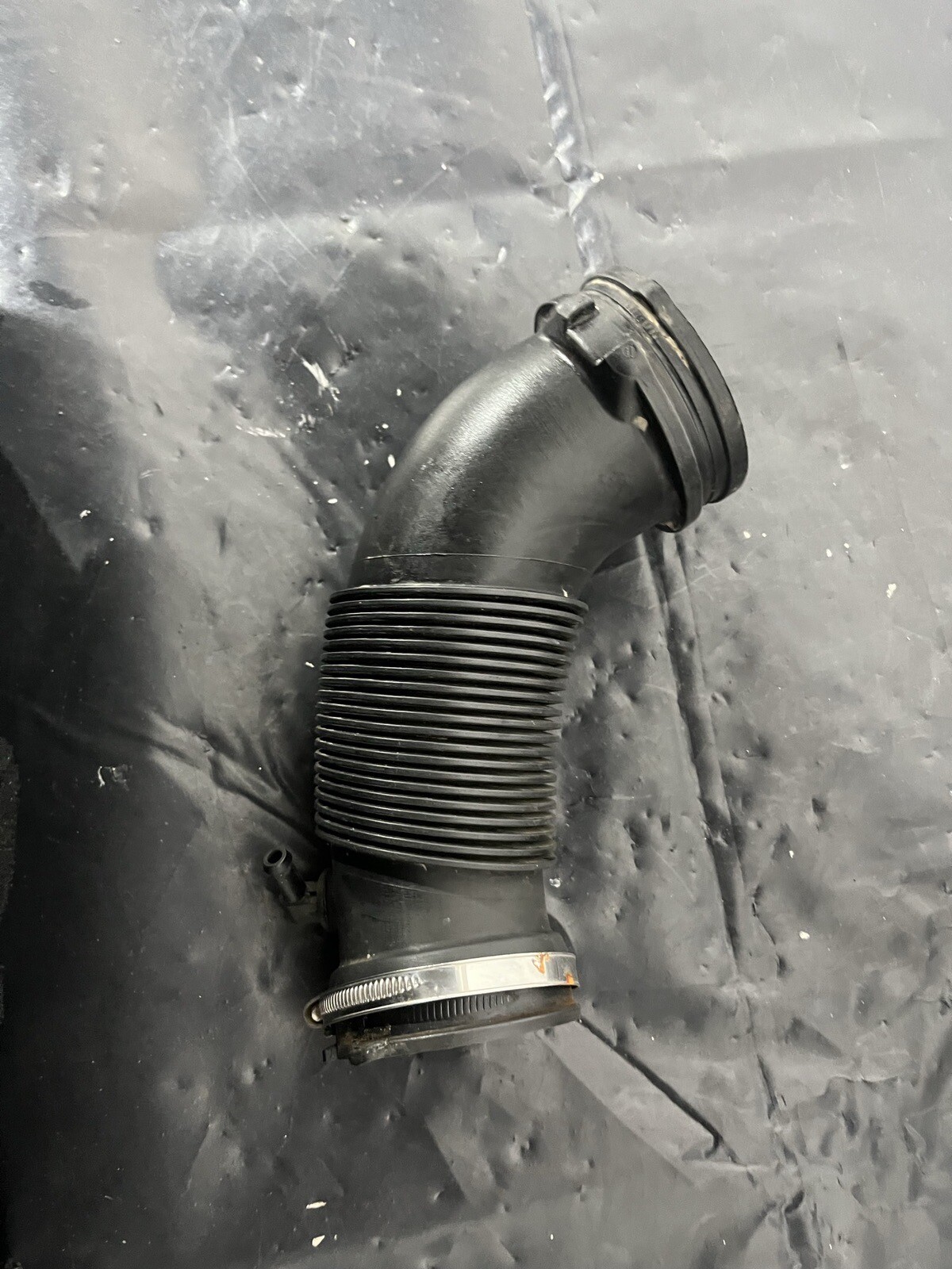 AUDI A4 B8 A5 8T 1.8 TFSI PETROL AIR INTAKE HOSE PIPE 06H129629F 2008 ...