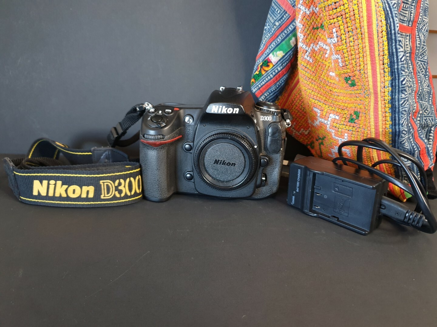 Nikon D300 Camera Body Only with Charger & Strap Digital SLR Camera ...