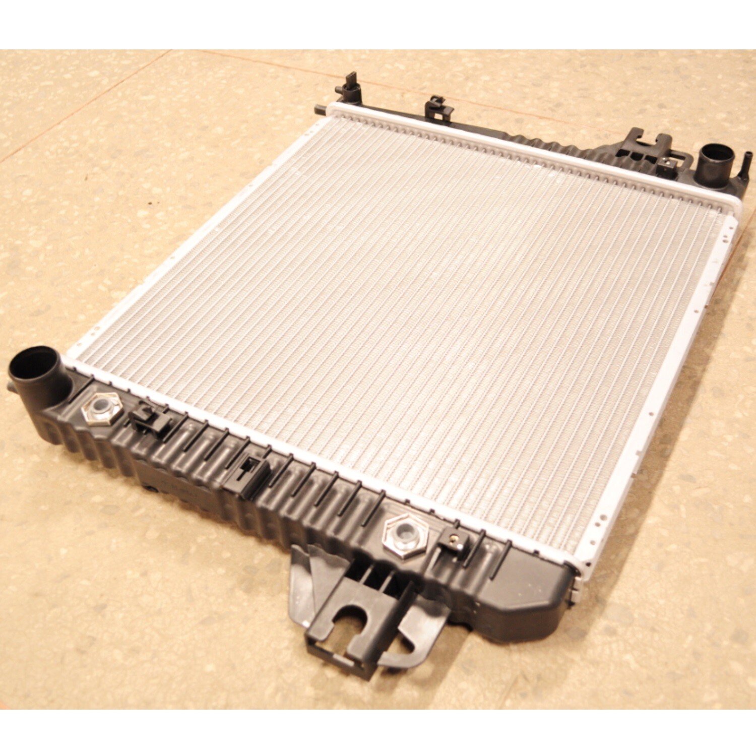 Cooler Fits Jeep Liberty 3.7L V6 2002-2005 Radiator | eBay