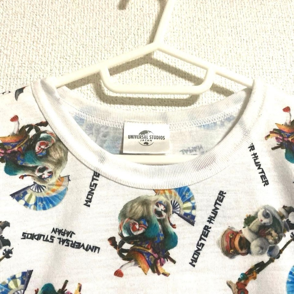 USJ Limited x Monster Hunter 2022 Collaboration Airu All-over Pattern T ...