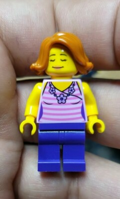 LEGO 40373 Fairground Minifigure Girl Teenager EUC C16-4 673419320573| eBay