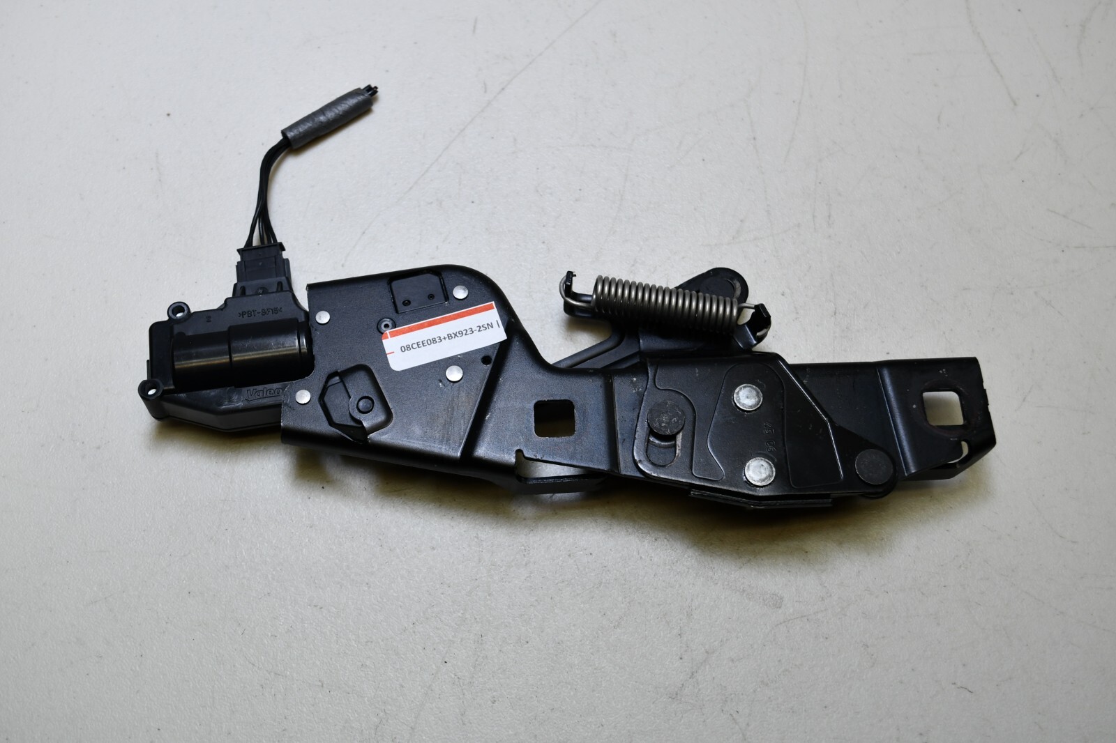 Genuine OEM Land Rover 07-13 Range Sport Liftgate Striker Plate ...