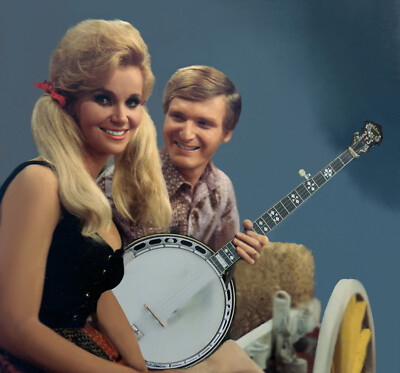 Hee Haw TV Photo Gunilla Hutton & Ronnie Jackson | eBay