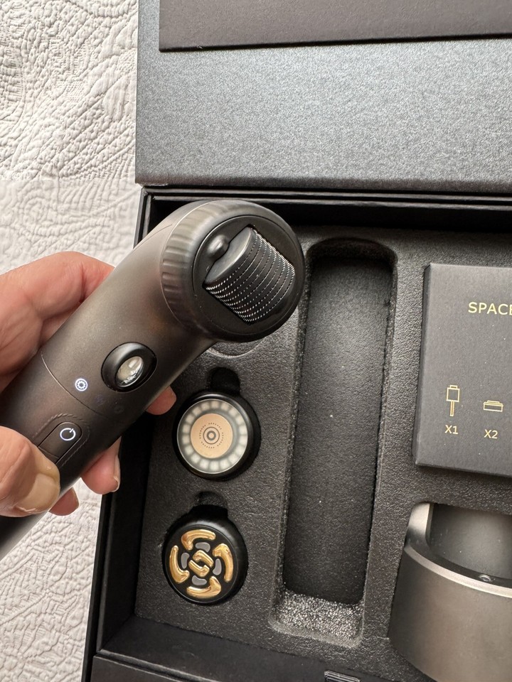 SPACETOUCH Reviver Medical/Spa Grade IR+Red,Blue Light, EMS, Micro needling Set | eBay