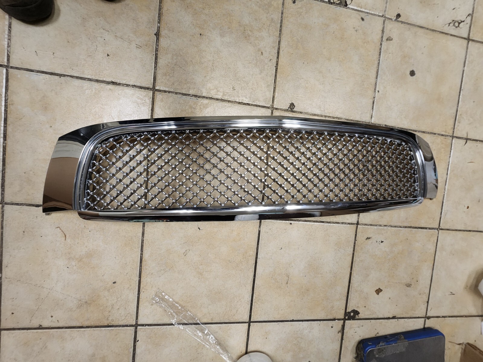 2000 2001 2002 2003 2004 2005 CADILLAC DEVILLE CHROME GRILLE | eBay