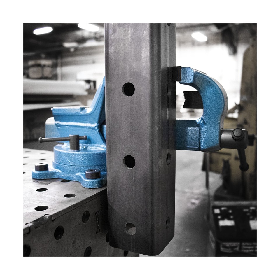 4" Forged Steel Bench Vise, 4 Point Swivel, 90,000 PSI Tensile Strength ...