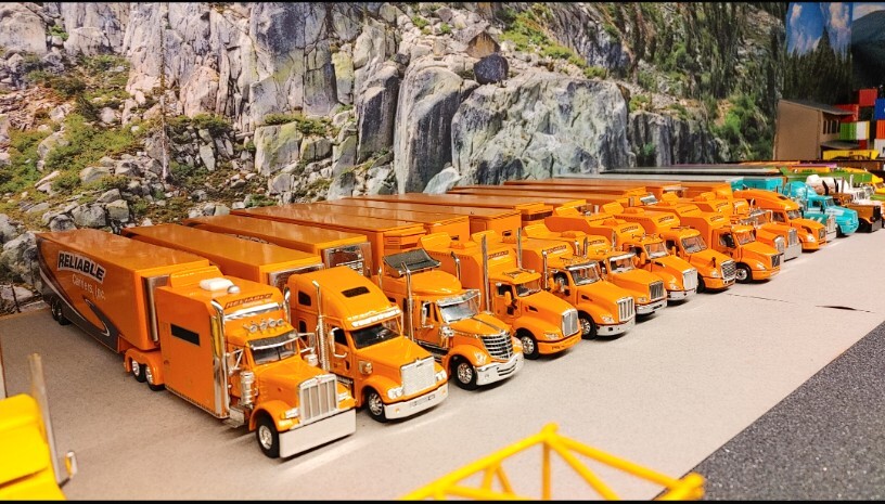 1/64 DCP Custom Built To Order Reliable Carriers Big Bunk🇺🇲 | eBay