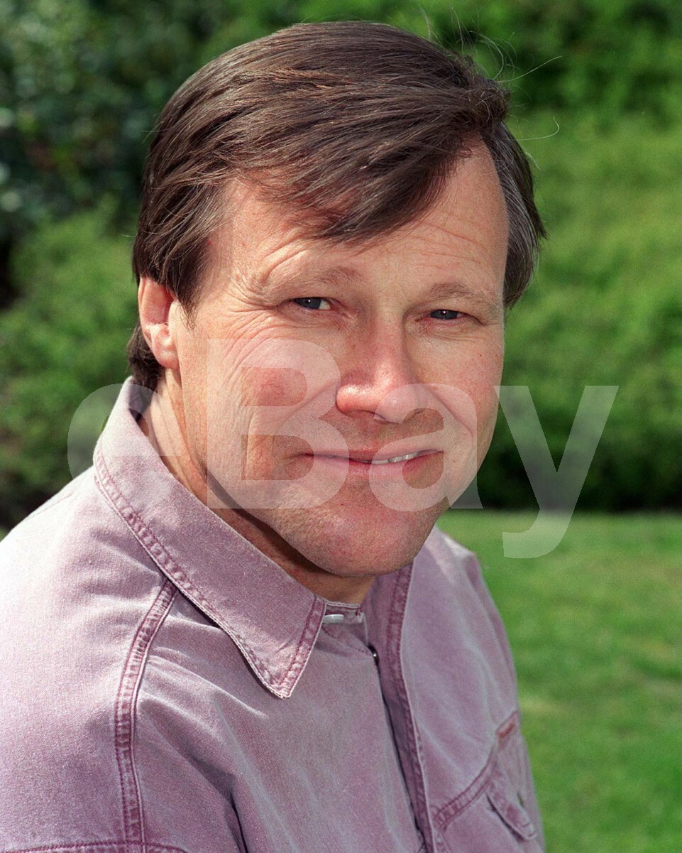Coronation Street (TV) David Neilson "Roy Cropper" 10x8 Photo | eBay ...