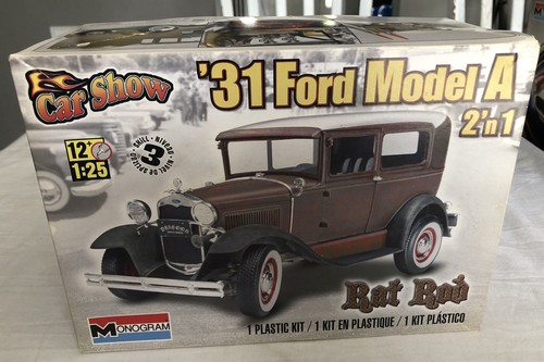 Monogram '31 Ford Model A Rat Rod 2 'n 1 1/25 Scale Kit Open Box ...