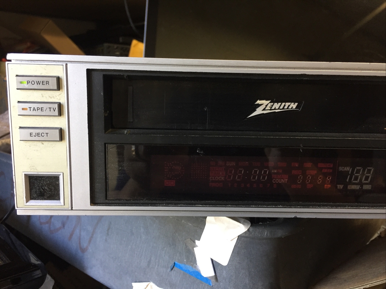 Vintage Zenith VCR VR-1870 VHS Video Cassette Recorder / Player Good ...
