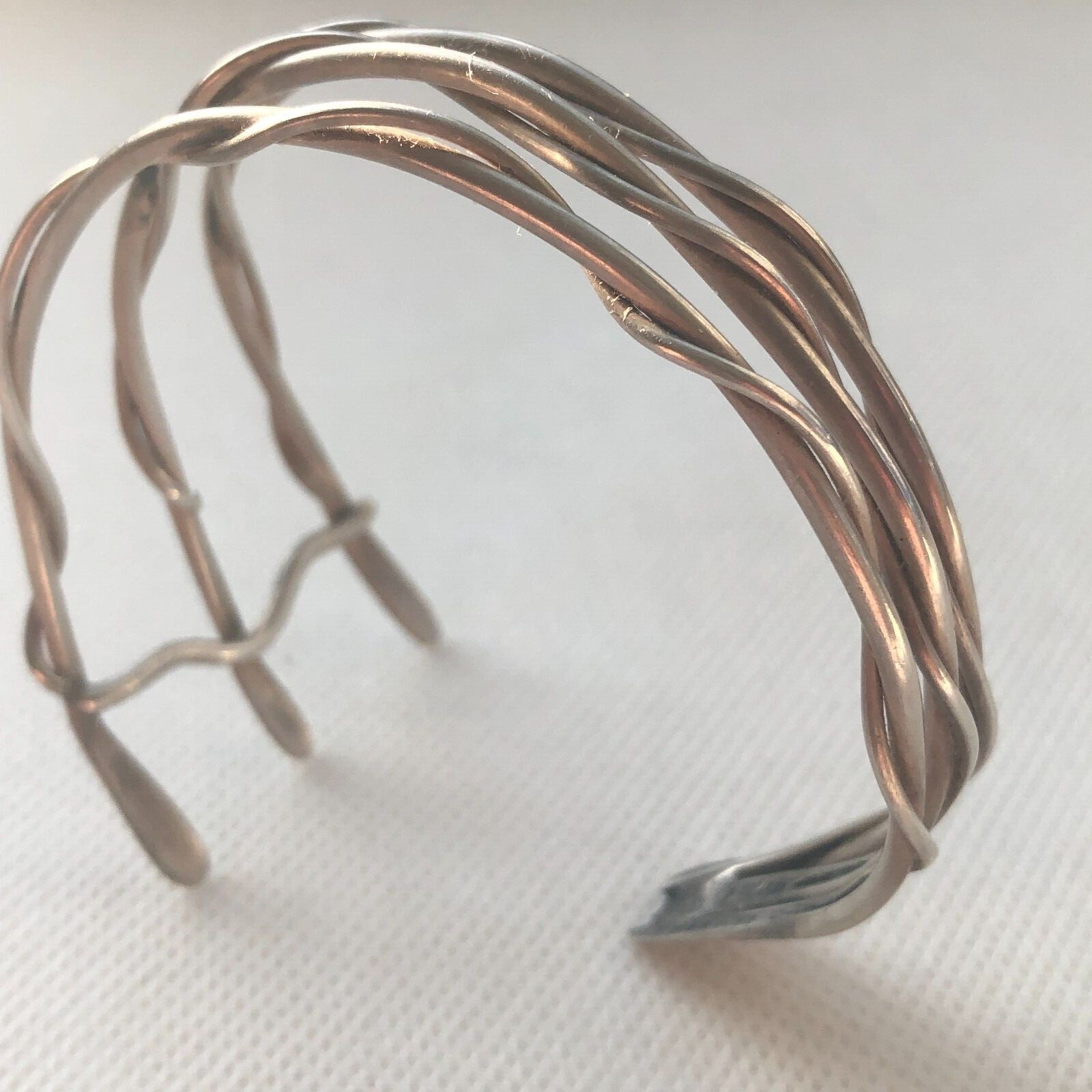 Woven Artisan Modernist Silver Twisted Wave Wire Vine… - Gem