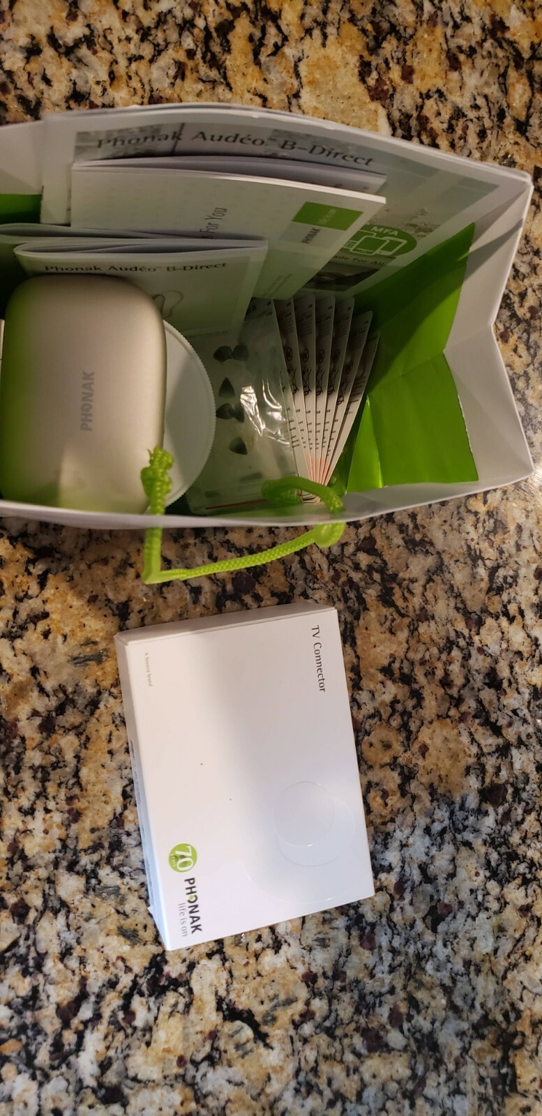 2 LikeNew Hearing Aid Phonak B50 Bluetooth (Left) V50 (Right) Box,Dryer ...