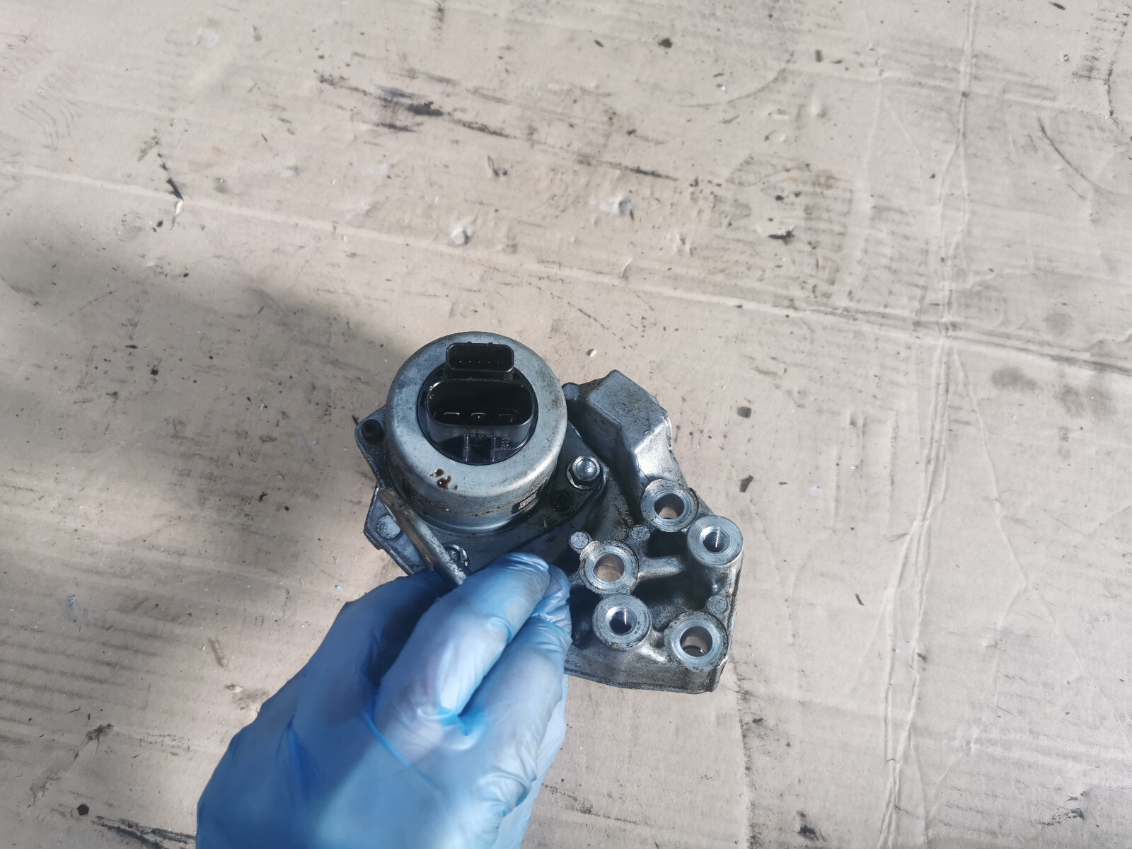 MITSUBISHI OUTLANDER MK3 2.0 PETROL 4J11 VALVE LIFT CONTROL MOTOR PUMP ...