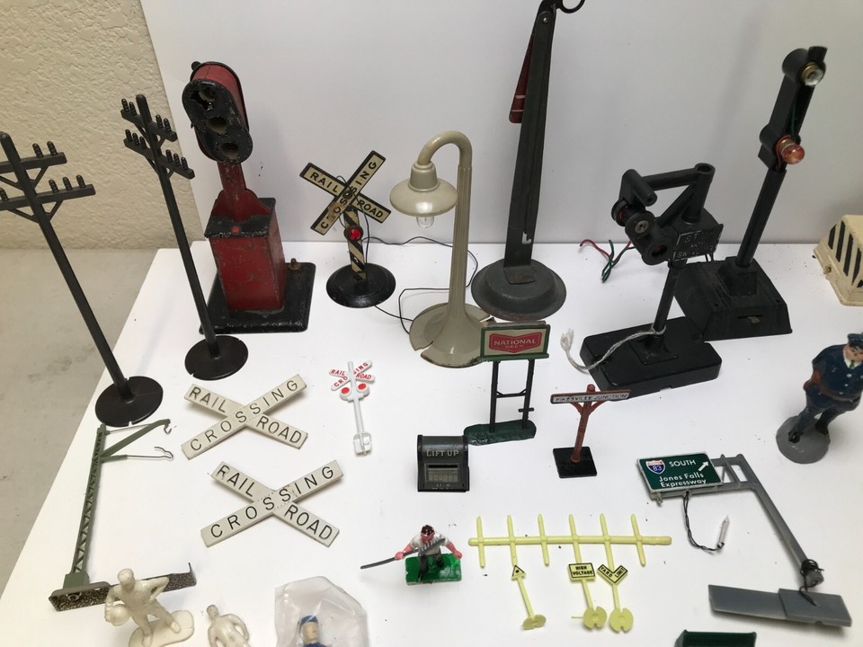 Lot Of Vintage Train Crossing & Stop Signs & Accessories, Parts ...