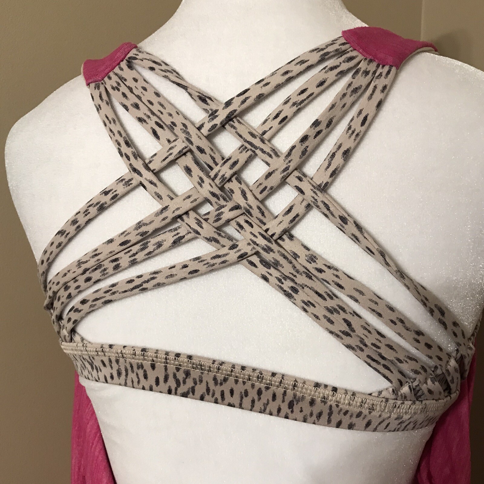 Lululemon Wild Tank Heathered Jewelled Magenta / Dottie Dash White ...