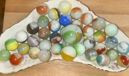 Vtg West Virginia Estate Marbles 40 Total Popeye, Easter Egg, Akro ...