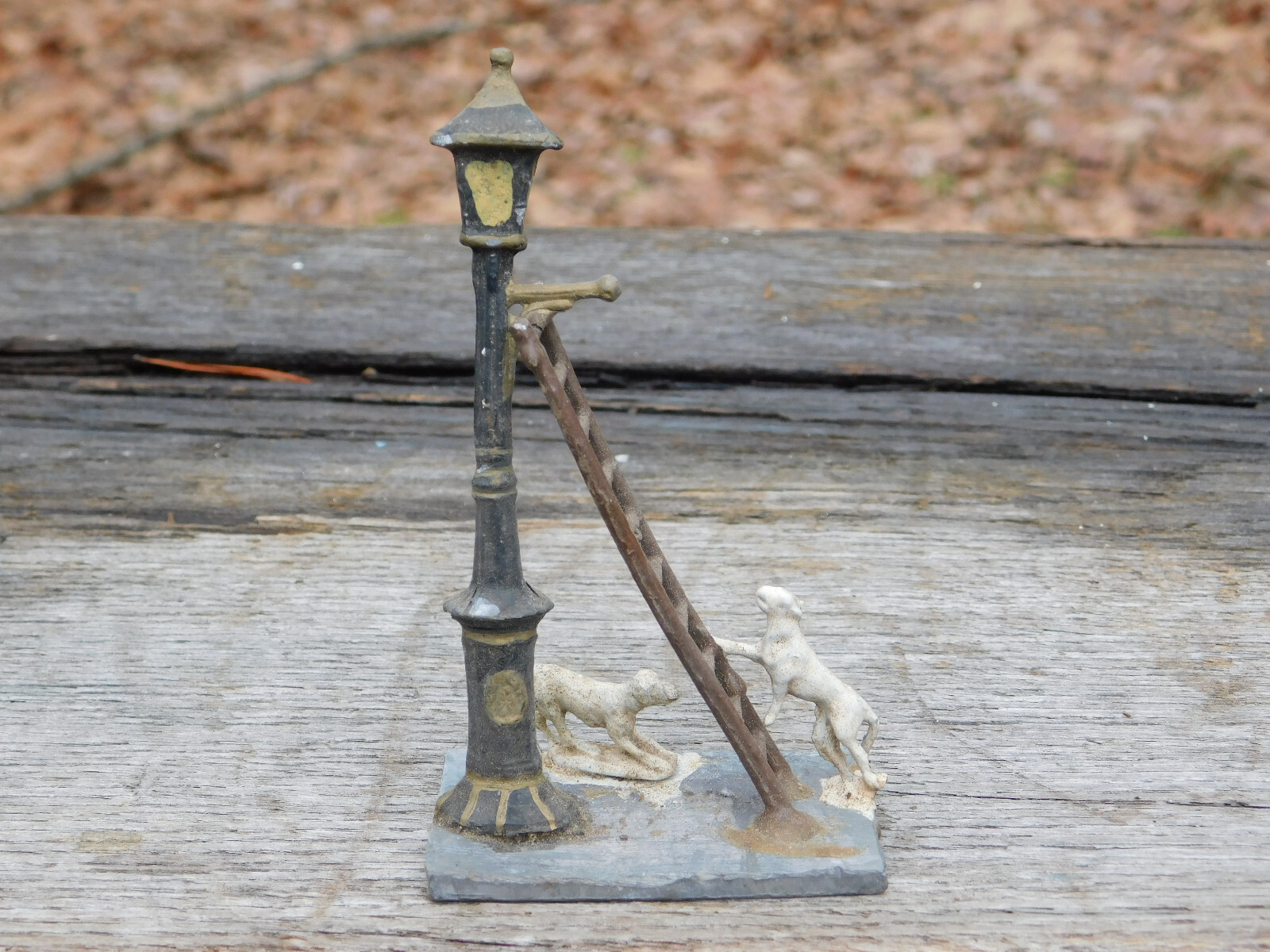 4" Lead Old English Street Light Ladder & Dogs | eBay