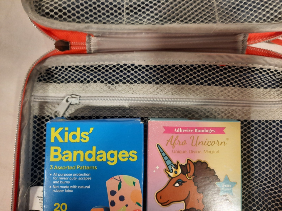 BRAND NEW BAND-AID EMERGENCY KIT BAG FOR TRAVEL BANDAIDS INCLUDED | eBay