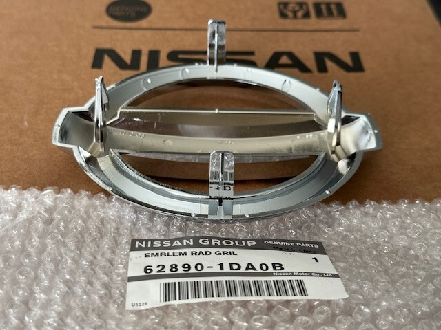 NEW OEM NISSAN NV200 2013-2021 FRONT GRILLE EMBLEM 62890-1DA0B | eBay
