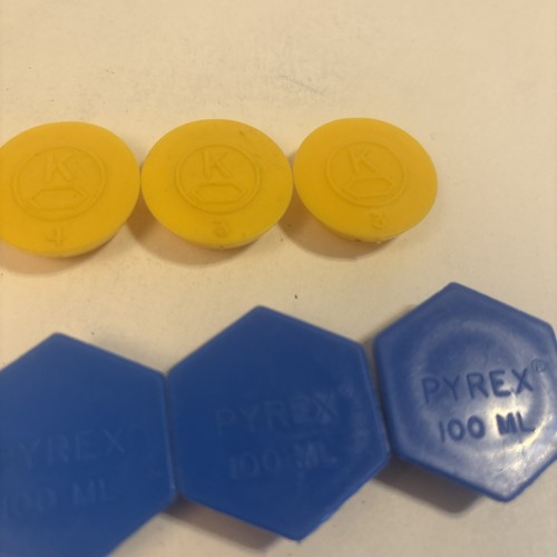 Lot of 13 Pyrex Kimax 3, 50, 100 Ml Plastic Stoppers Caps Science Lab ...