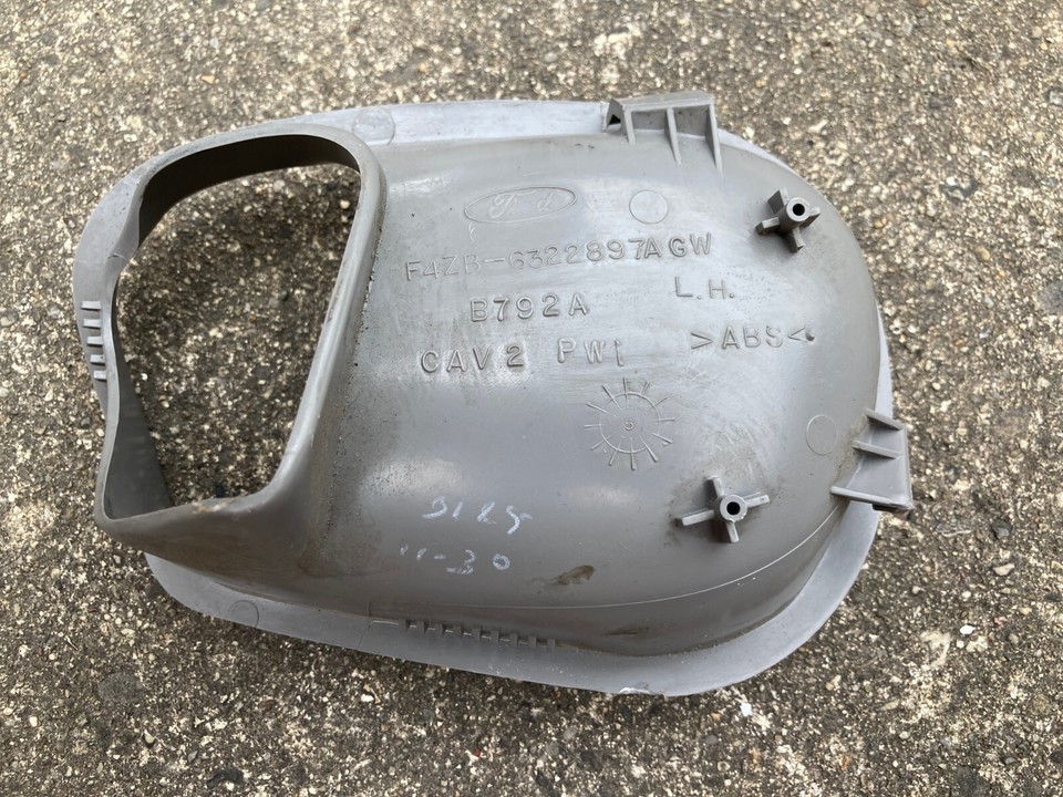 94-04 Mustang SN95 Interior Door Handle Release Trim Bezel Cup, Left ...