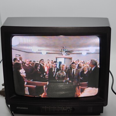 Sylvania 13" Color TV CRT Retro Gaming Television SRC1361401 - WORKS ...