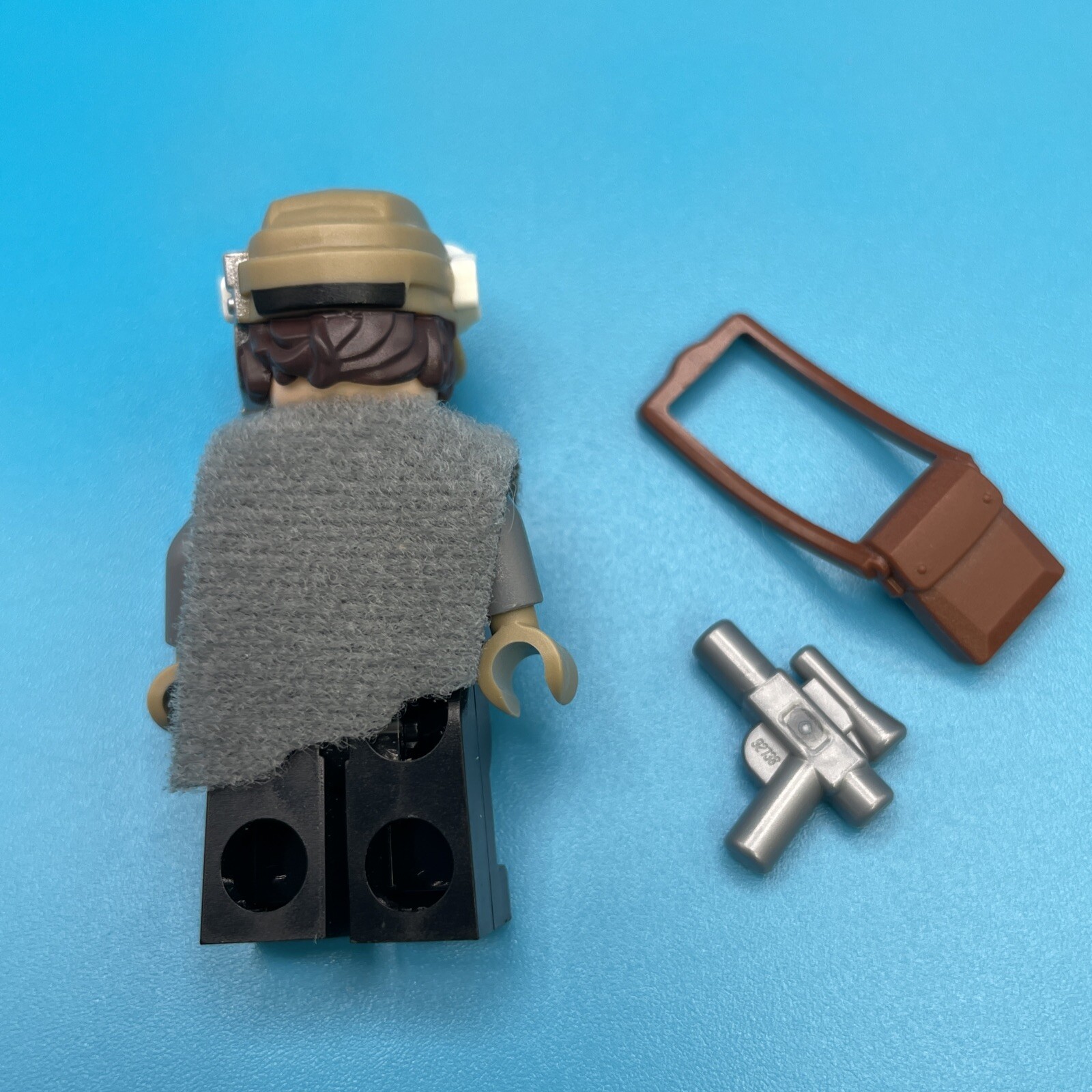 Lego Star Wars Jyn Erso Minifigure 75155 /w satchel and blaster | eBay