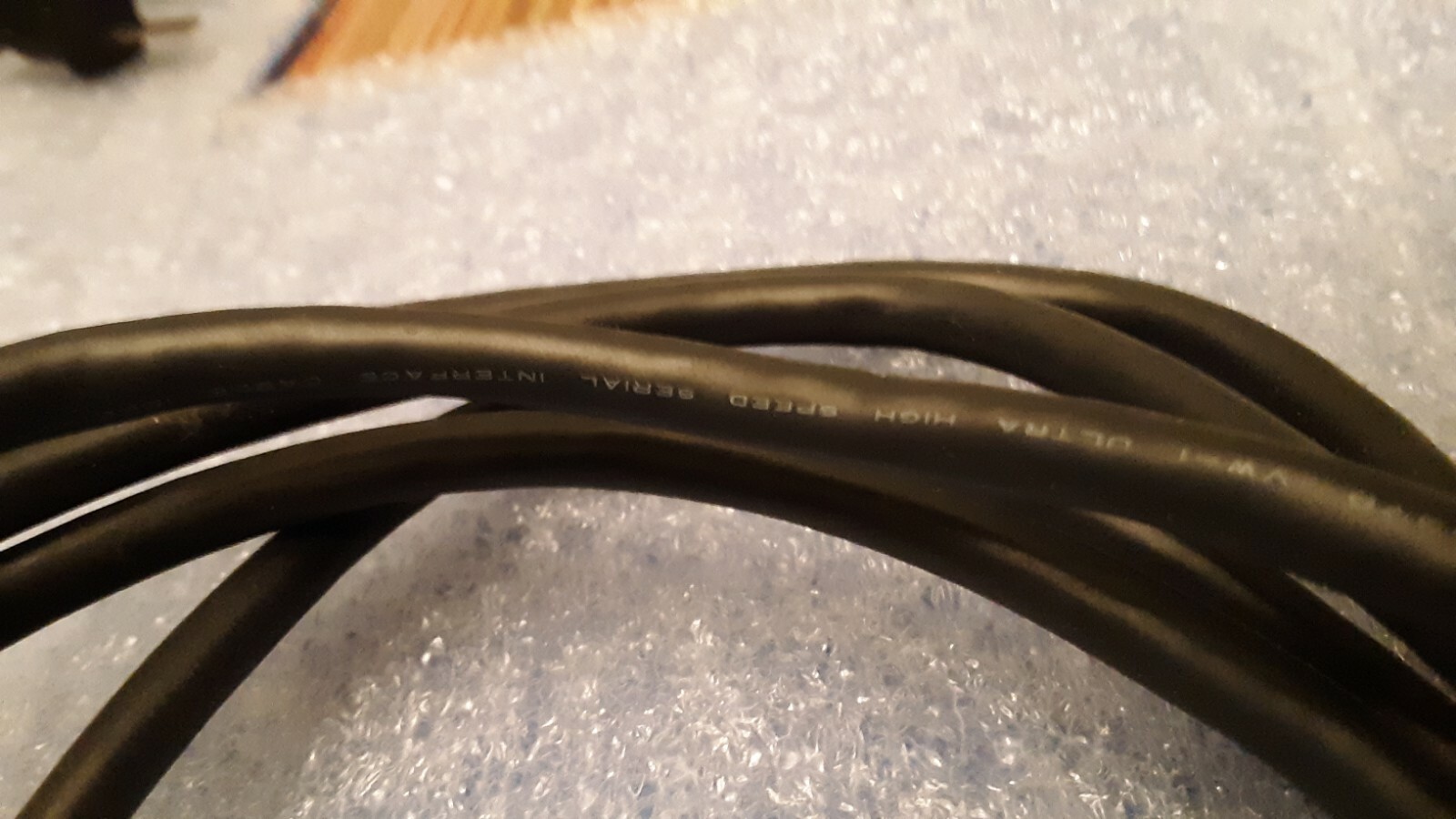 E148000 AWM STYLE 20379 VW-1 Ultra High Speed Serial Interface Cable ...