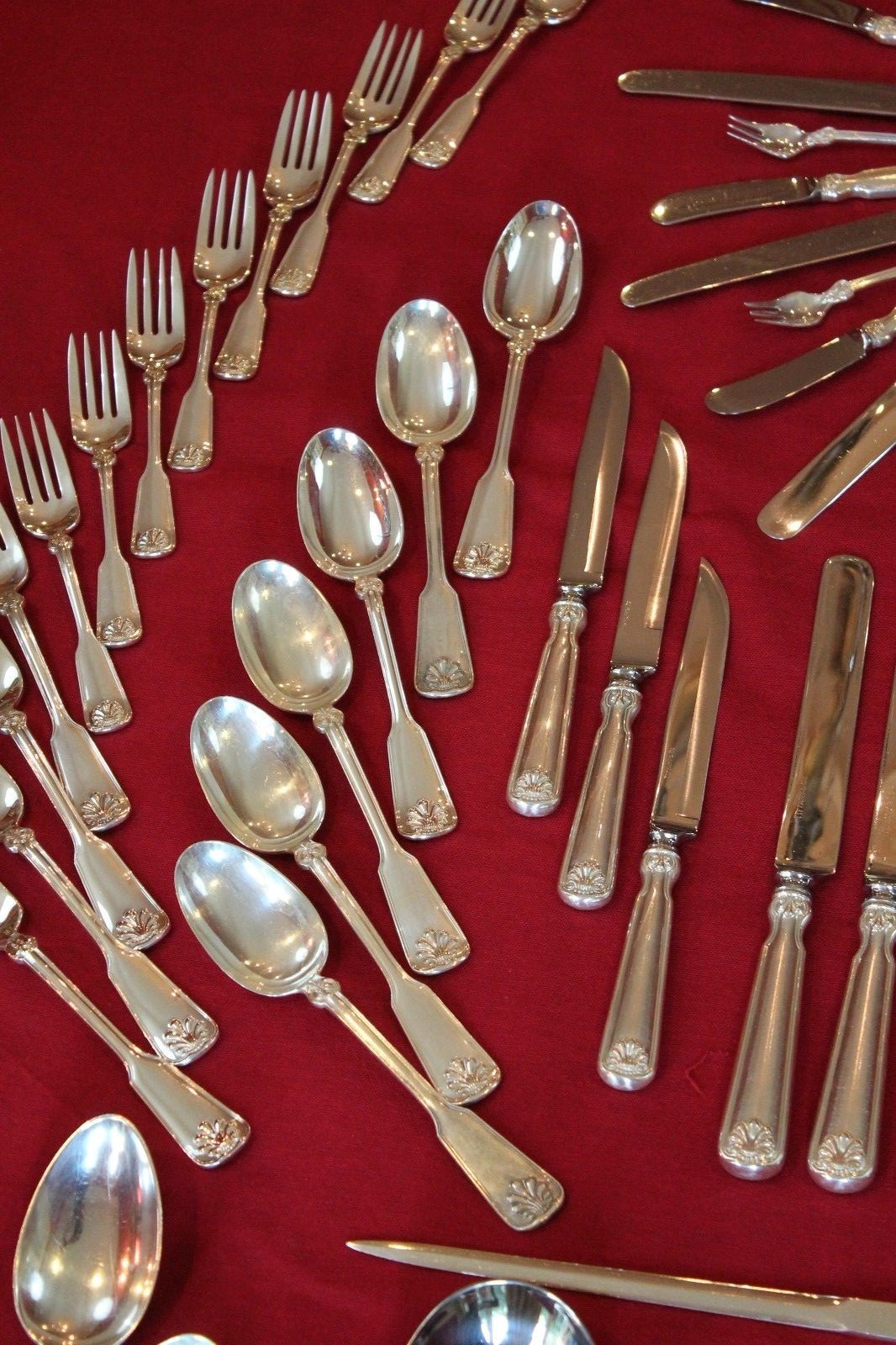 Rare Tiffany & Co. Sterling Silver Shell & Thread Flatware 124 Pc ...