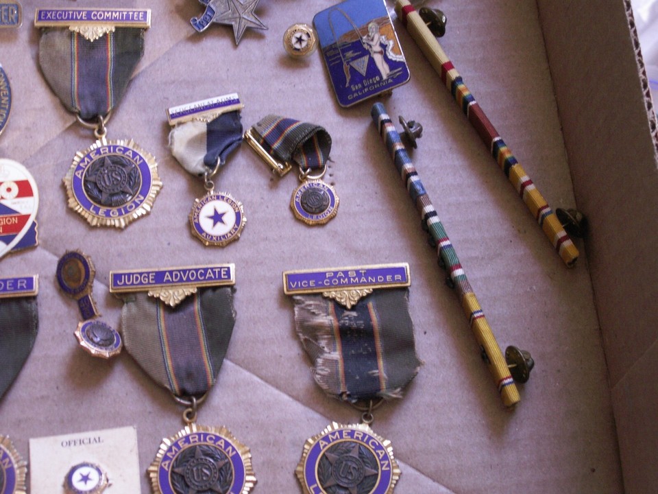 antique vintage American Legion pin pins lot of 34 with Free U.S.A ...