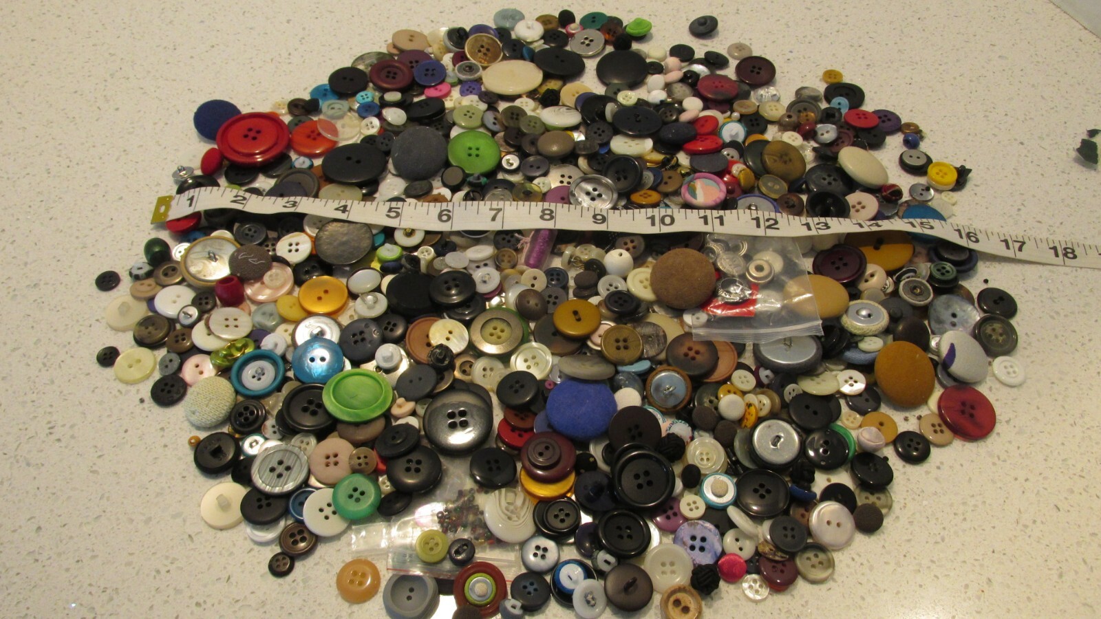 Huge Lot of Vintage & Current Buttons-Over a Pound Assorted Materials ...
