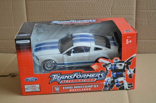 Transformers Alternators Ford Mustang GT Wheeljack Action Figure ...