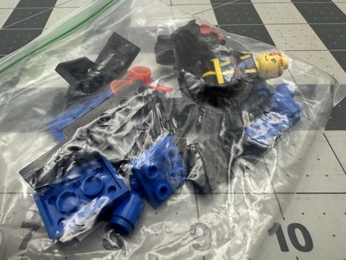 LEGO 6115 Shark Scout Incomplete with Diver Mini-Fig See Pics | eBay